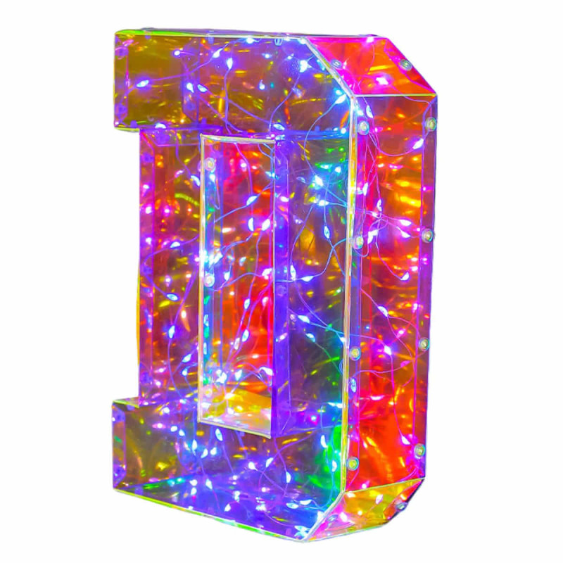 Lámpara letra d iluminada + hub usb - hipergol.com